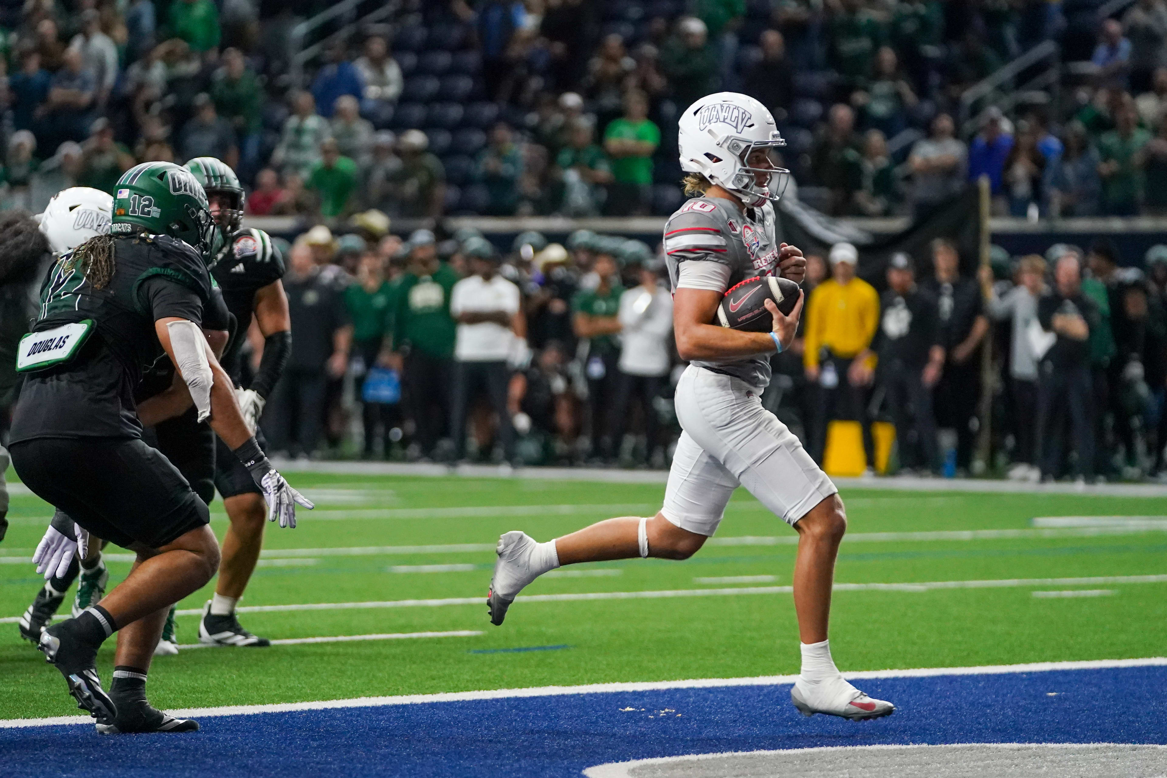 College Quarterback Anthony Colandrea Accused Of Lying About Transfer ...