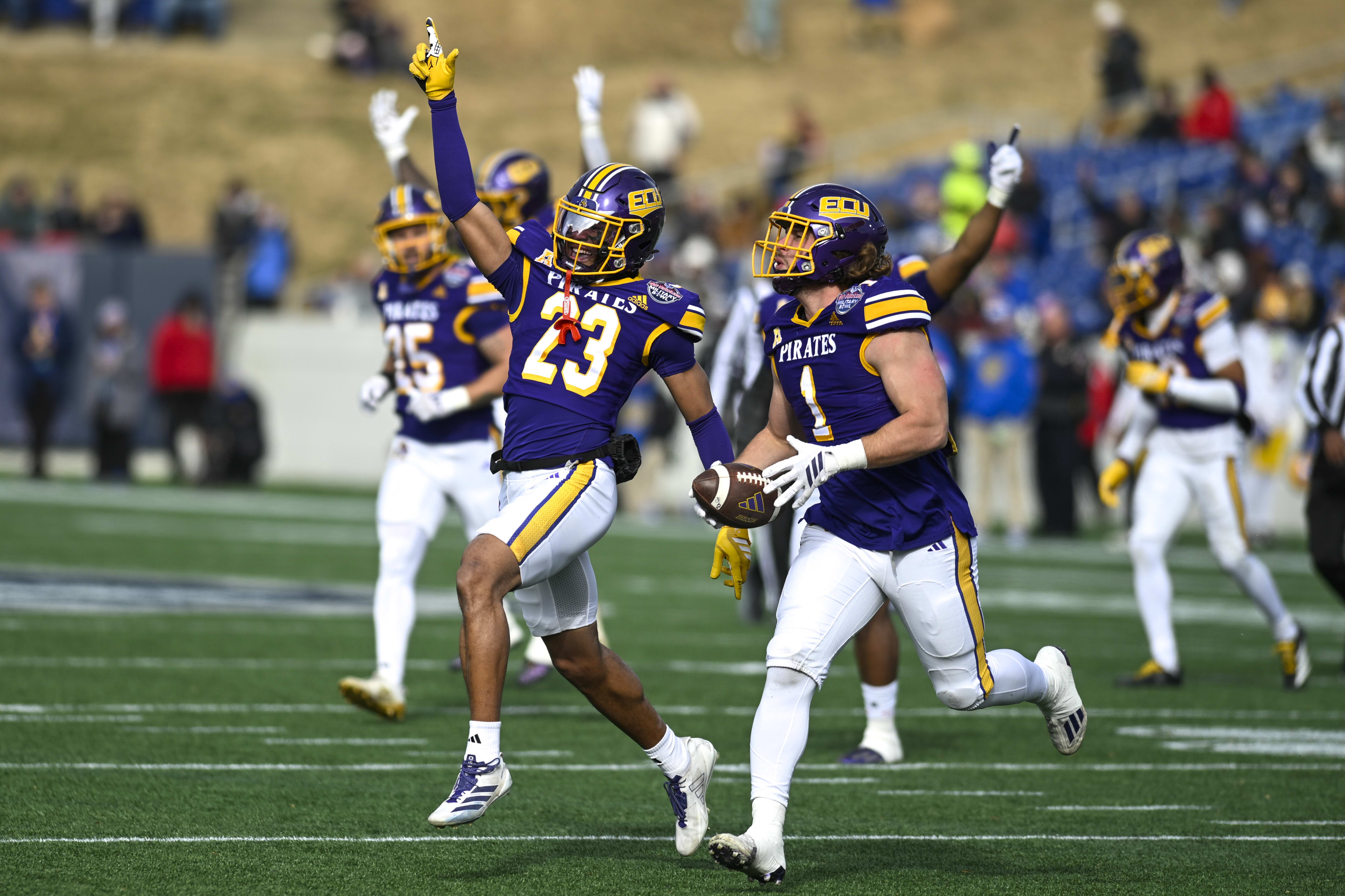 College Football Refs Accused Of Rigging Pitt vs. East Carolina Bowl ...