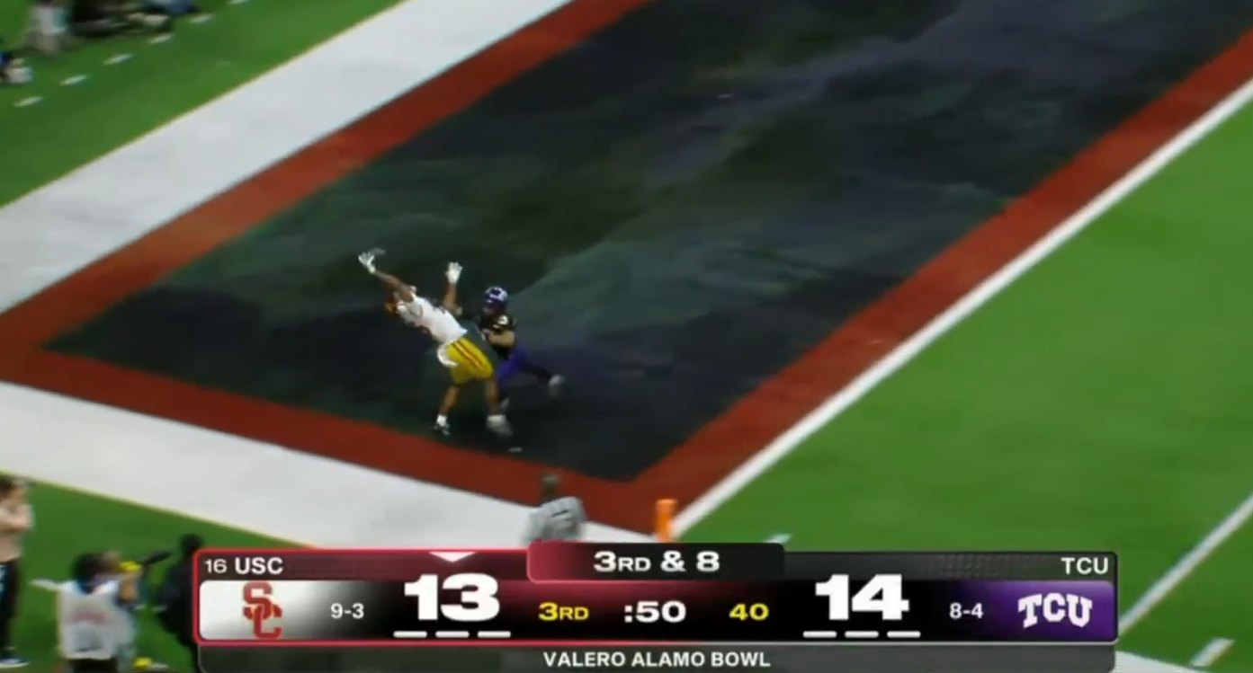 USC Wide Receiver Made Best Catch Of Entire 2025 Season During Bowl ...