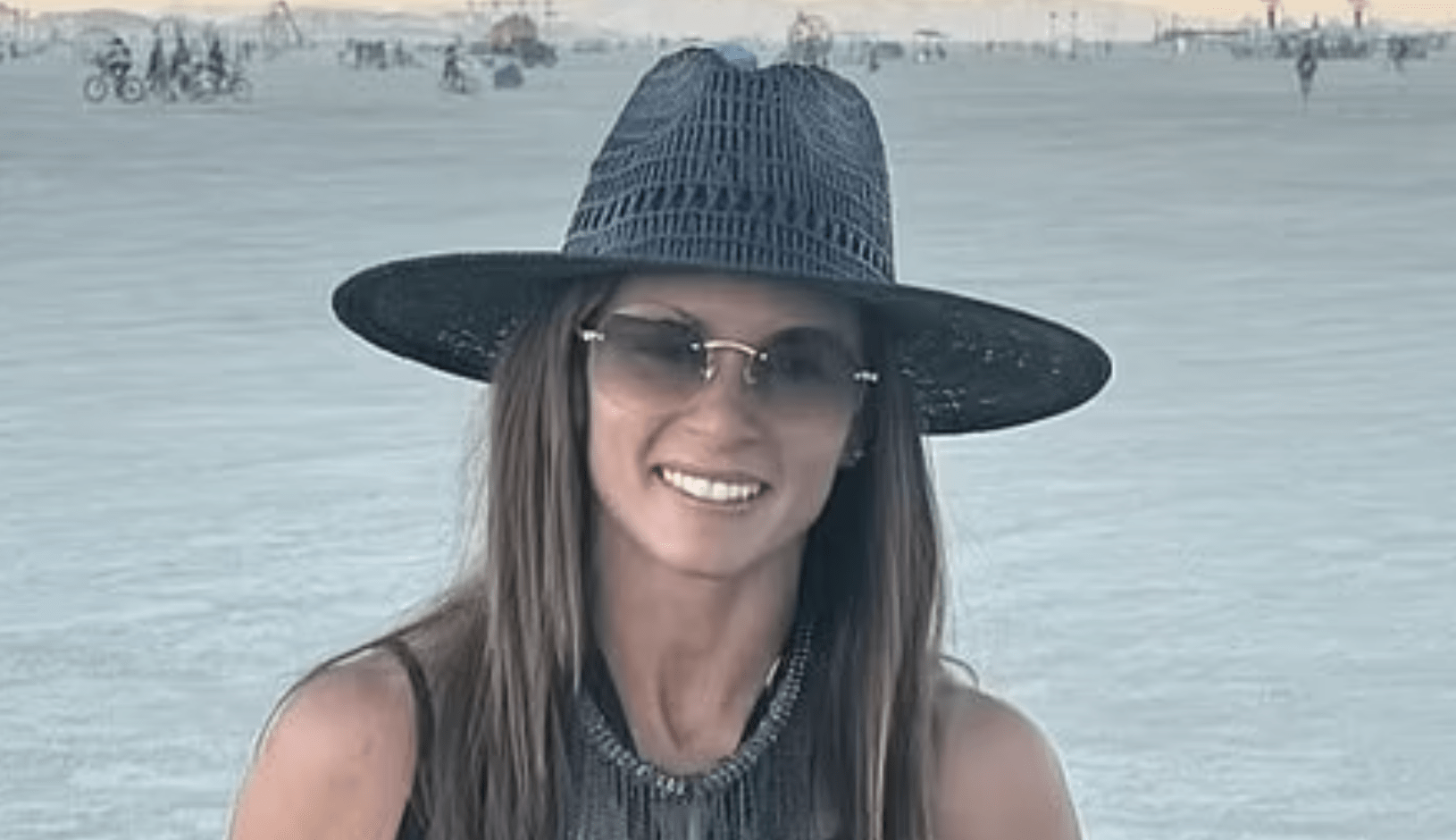 Danica Patrick's Cowgirl Photo Sends Fans Into A Frenzy - The Spun