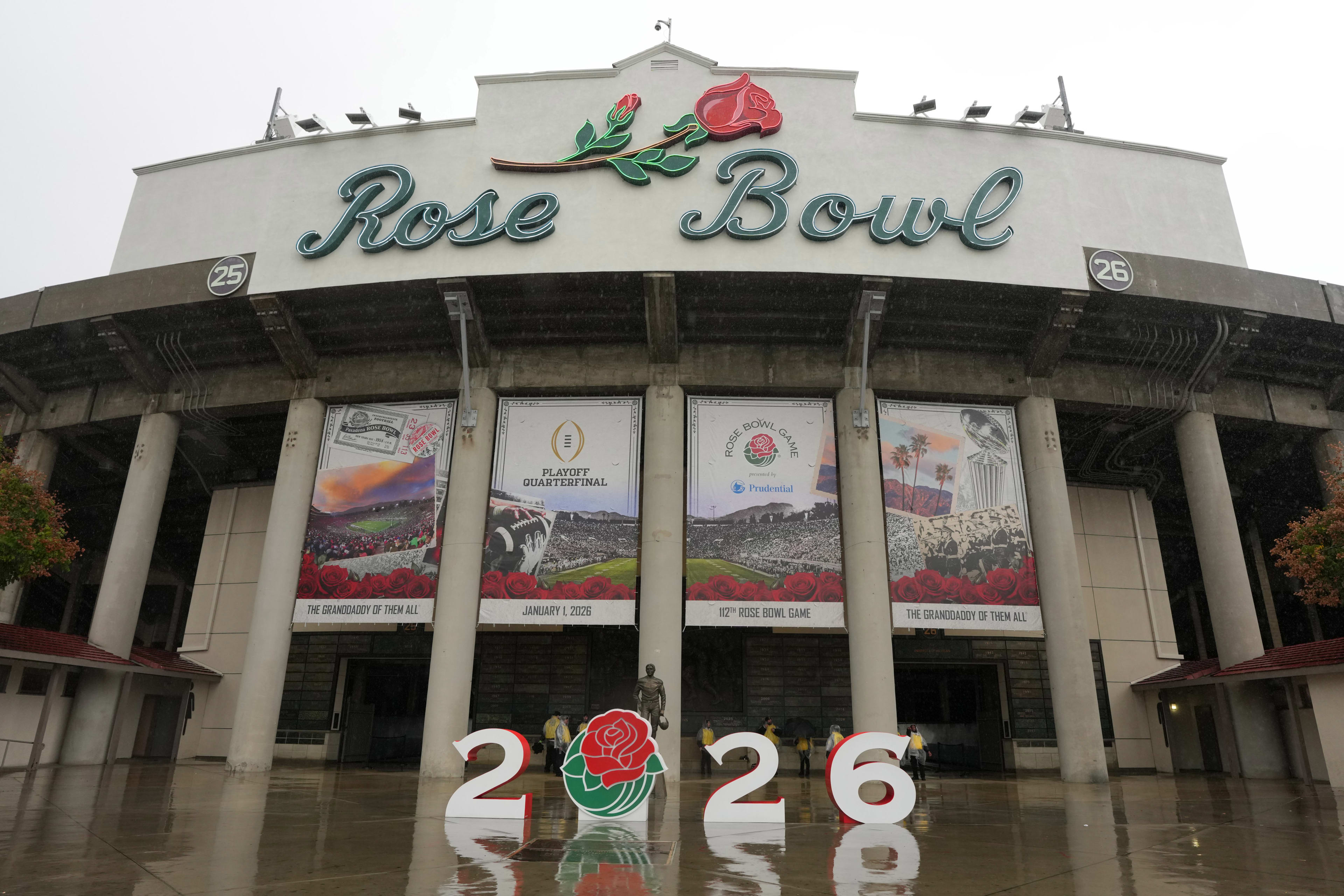 Fans Unhappy With 'Disrespectful' Request Before Rose Bowl National ...