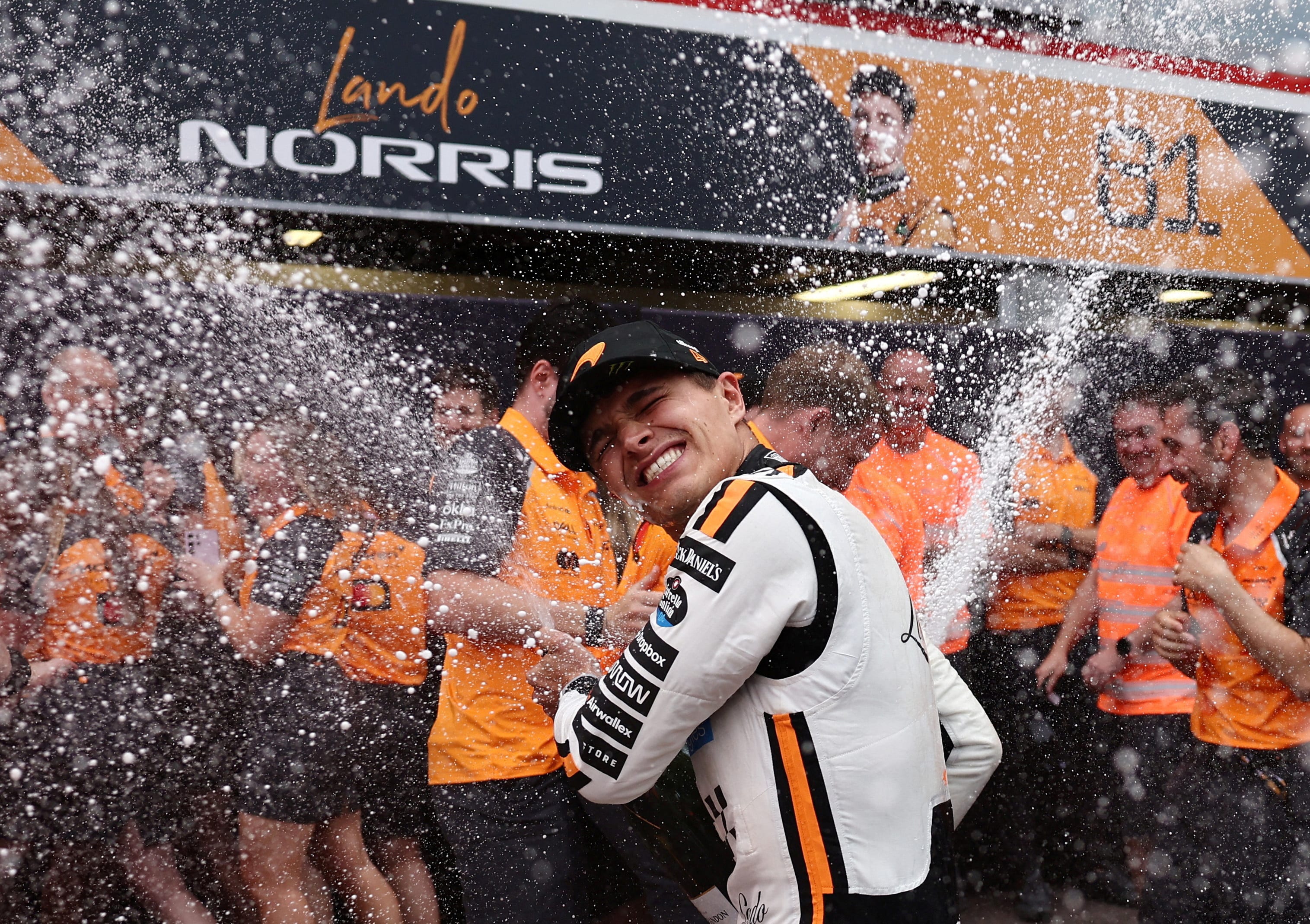 Lando Norris's Girlfriend Posts Jaw-Dropping Swimsuit Photo - The Spun