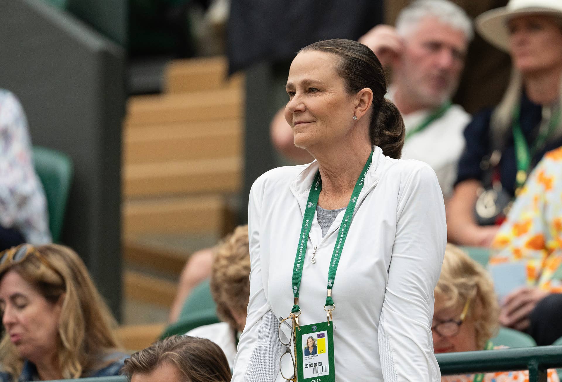 How Tennis Icon Pam Shriver is Giving Back to LA after Wildfires - The Spun