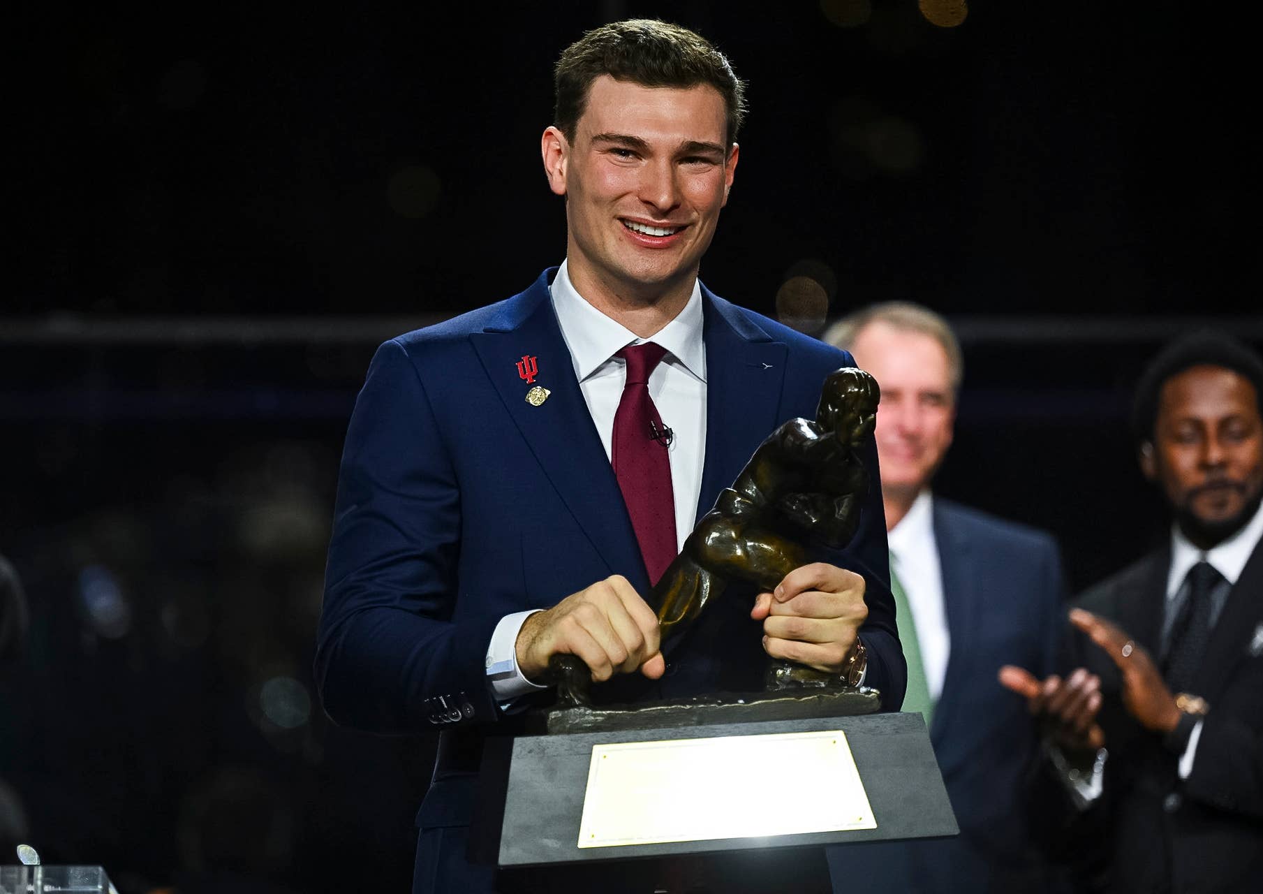 The 2025 Heisman Trophy Ceremony Made 13-Year History - The Spun