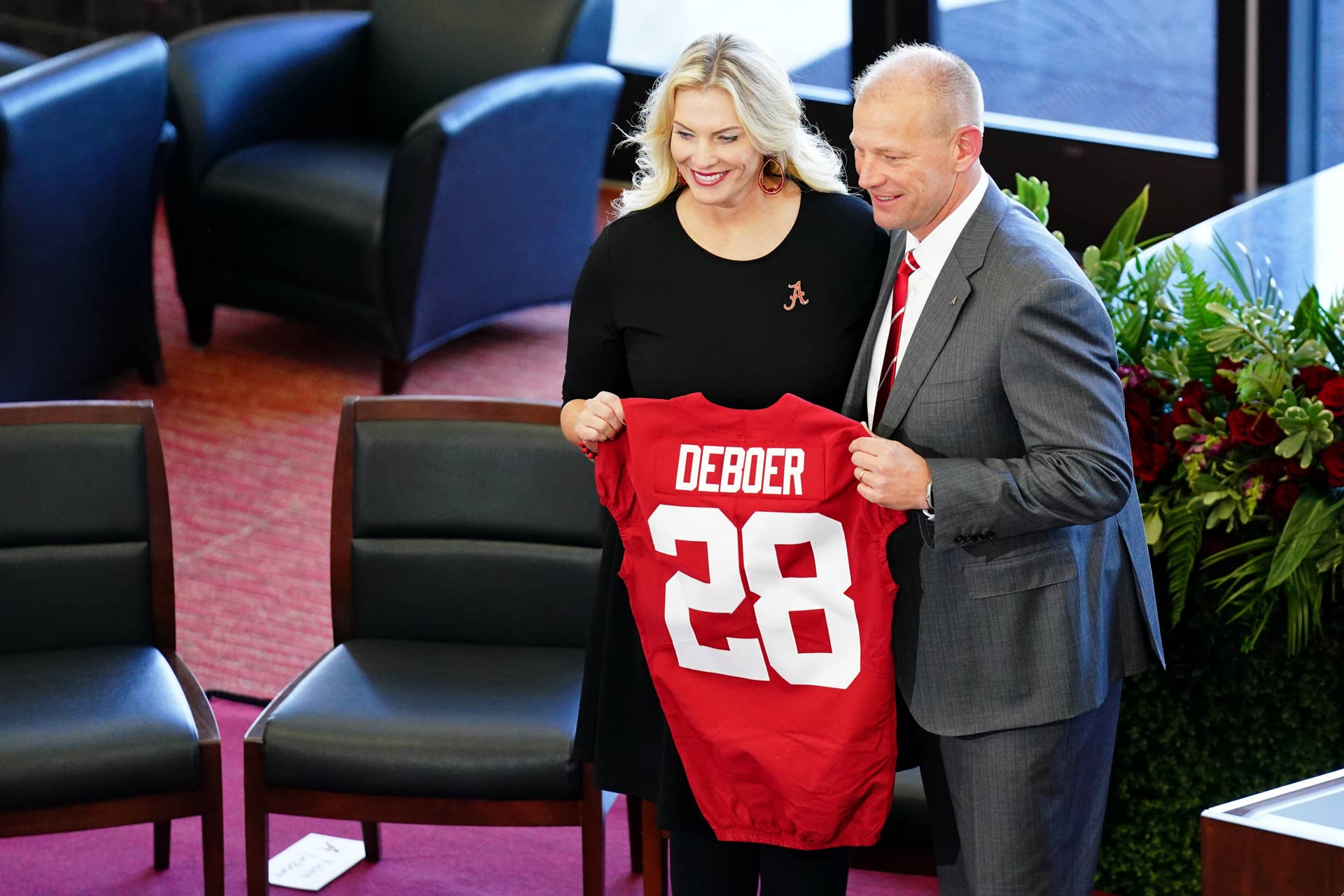 Kalen DeBoer's Wife Goes Viral During College Football Playoff - The Spun