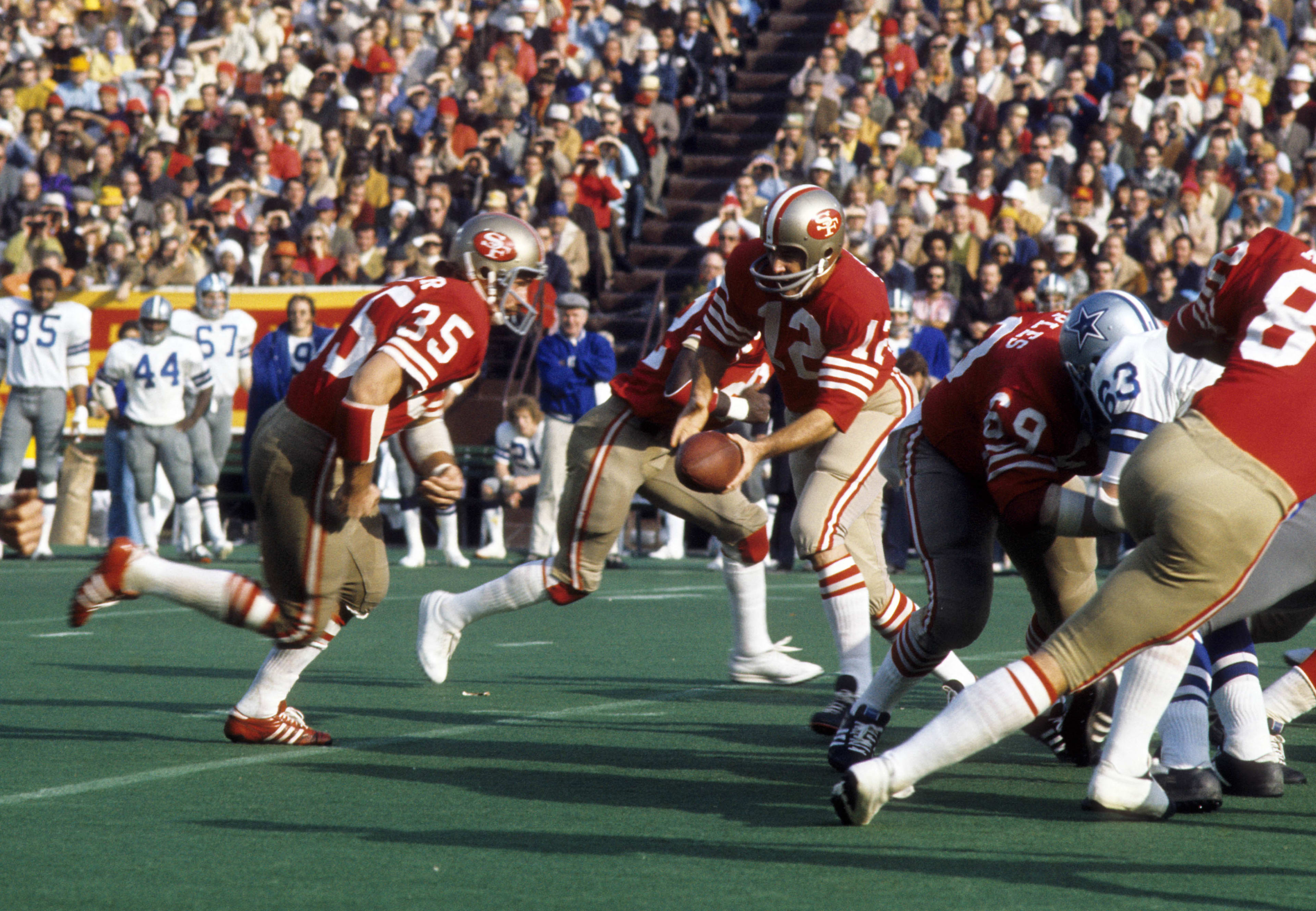 49ers Hall Of Fame Quarterback Sadly Passed Away Friday - The Spun