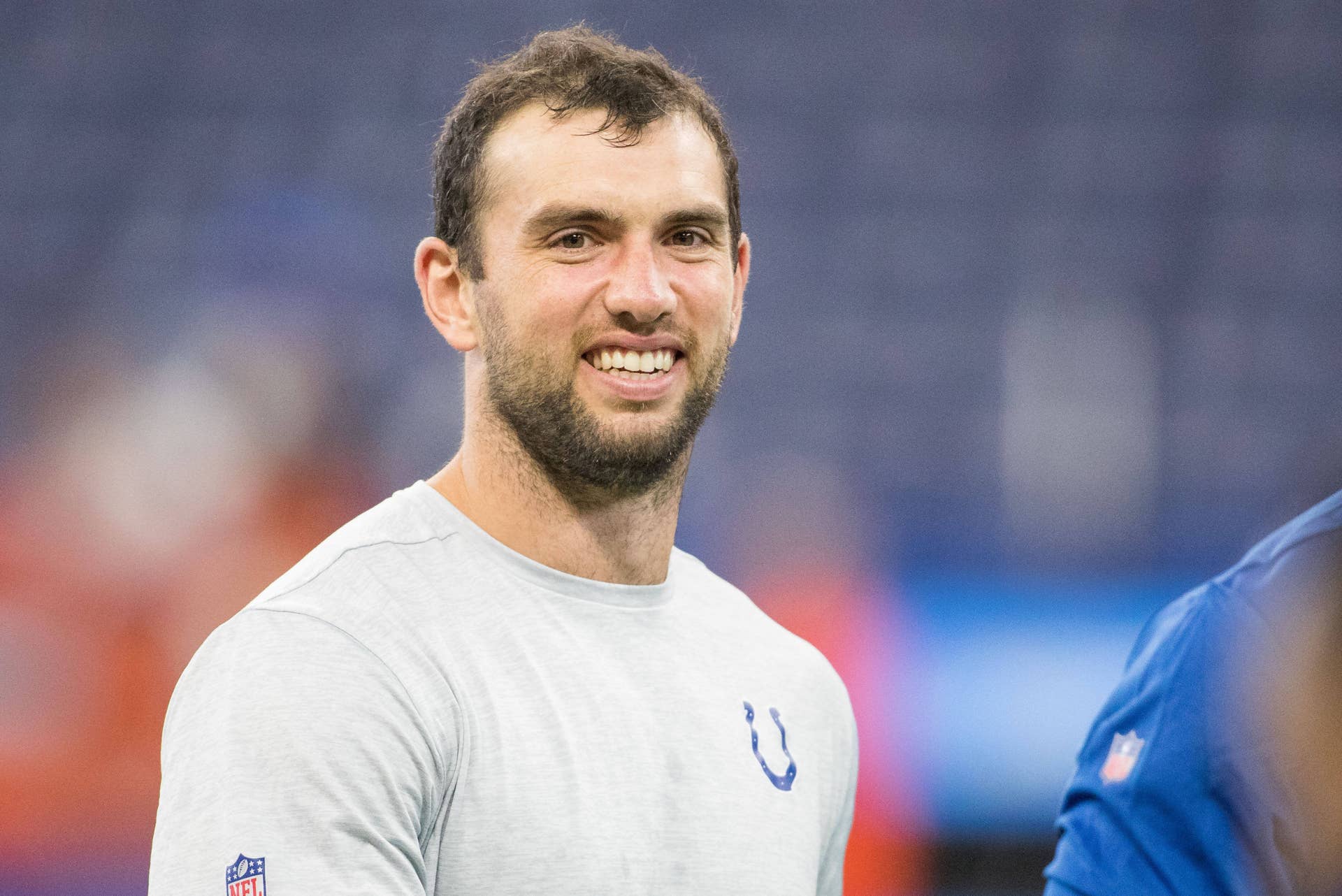 Former Colts Star Andrew Luck Looks 'Unrecognizable' At NBA Game - The Spun