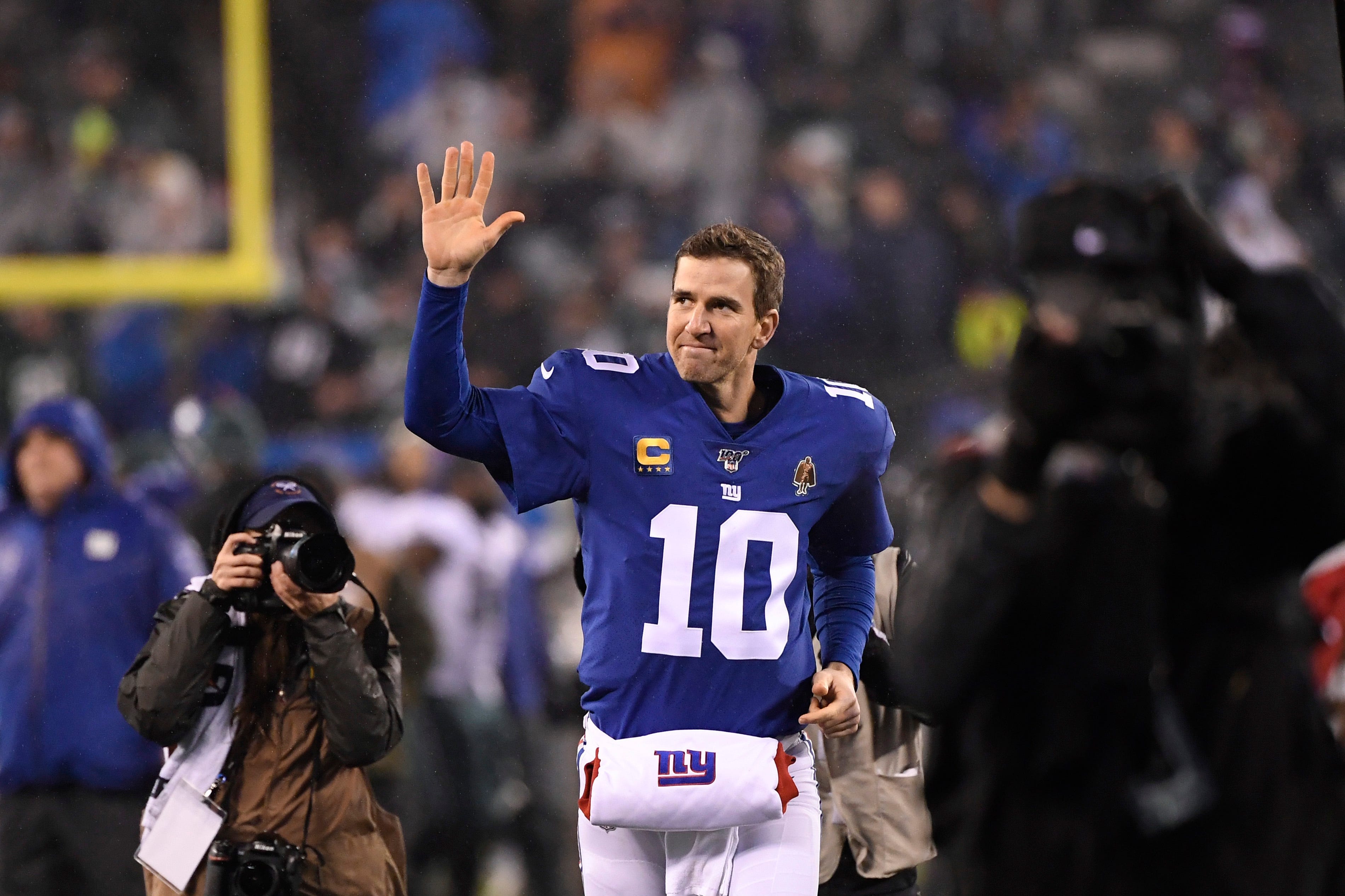 NFL Fans React To Eli Manning Not Making Hall Of Fame - The Spun