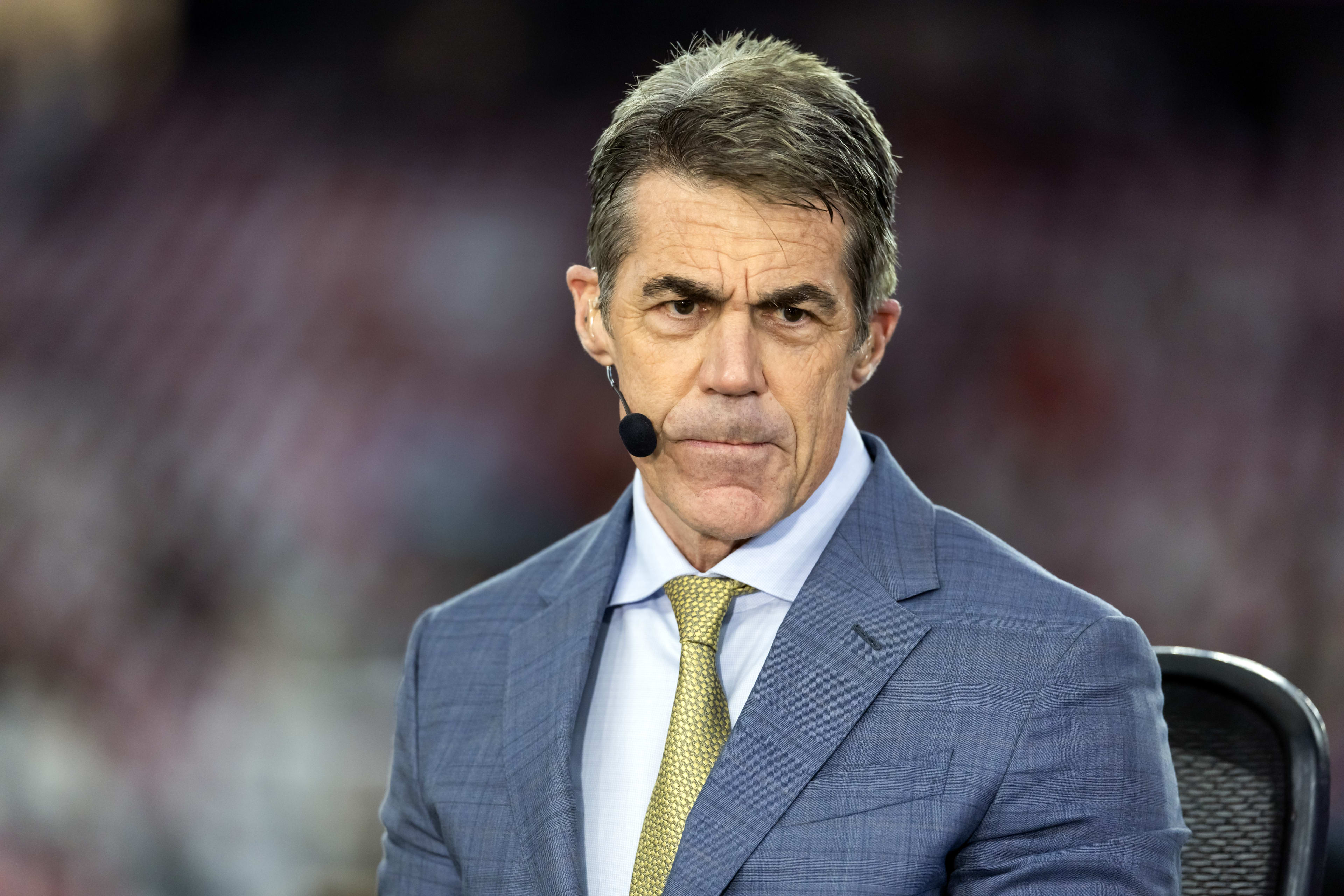 ESPN Announcer Chris Fowler Causes Stir With Gym Video - The Spun
