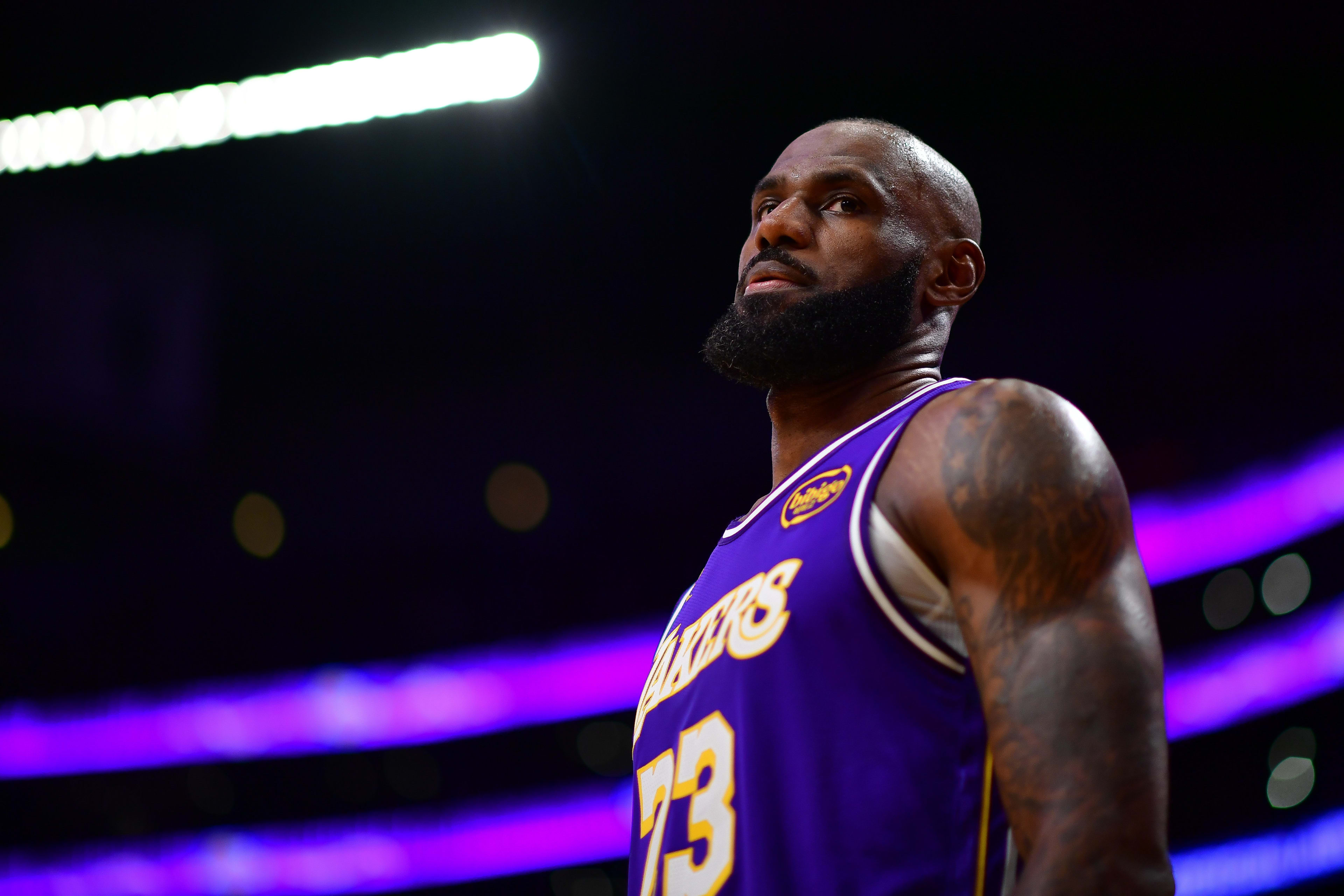 LeBron James' Agent Suggests Lakers Should Trade Star Player - The Spun
