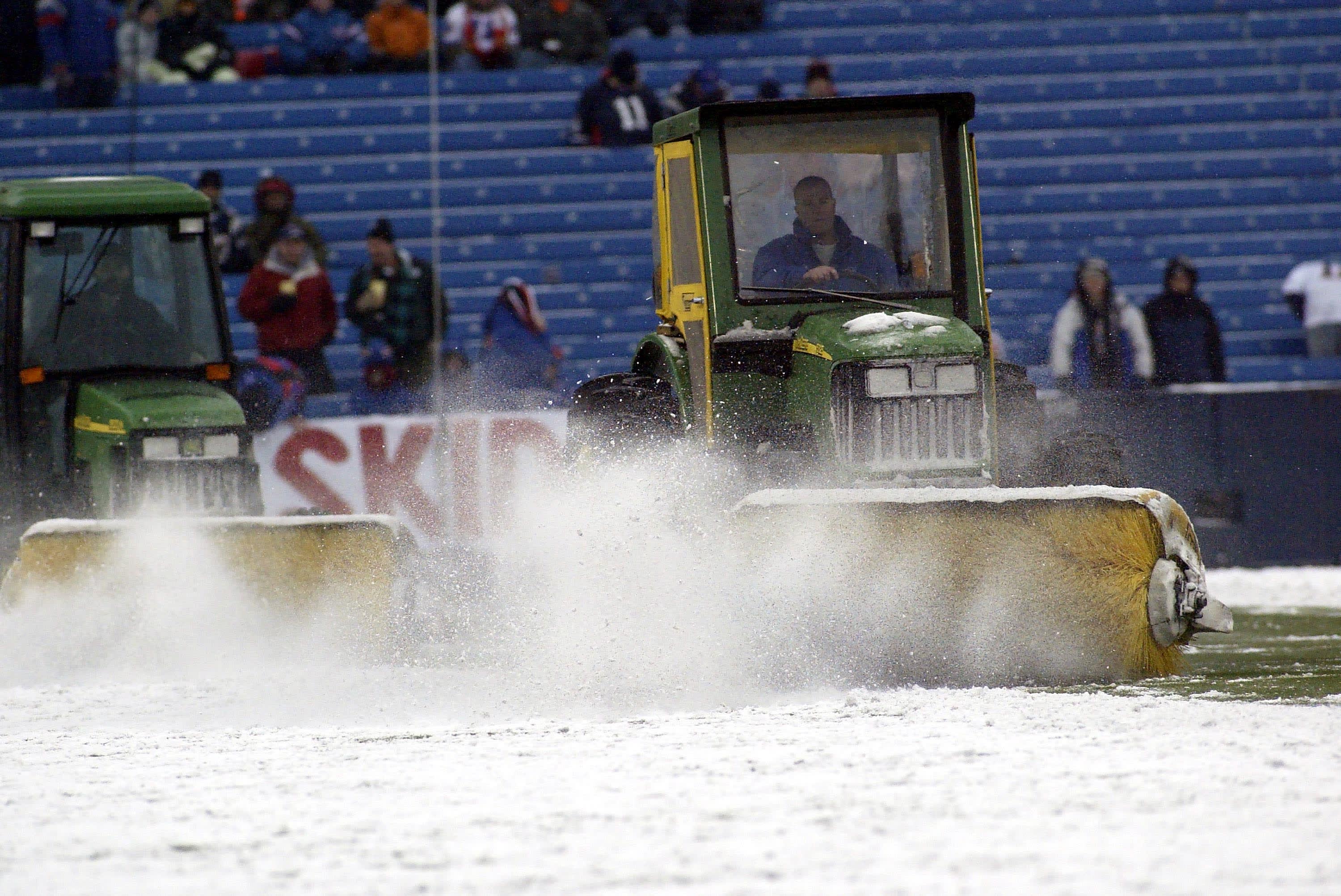 'Heavy' Snowstorm Could Be Heading For NFL Playoff Game - The Spun
