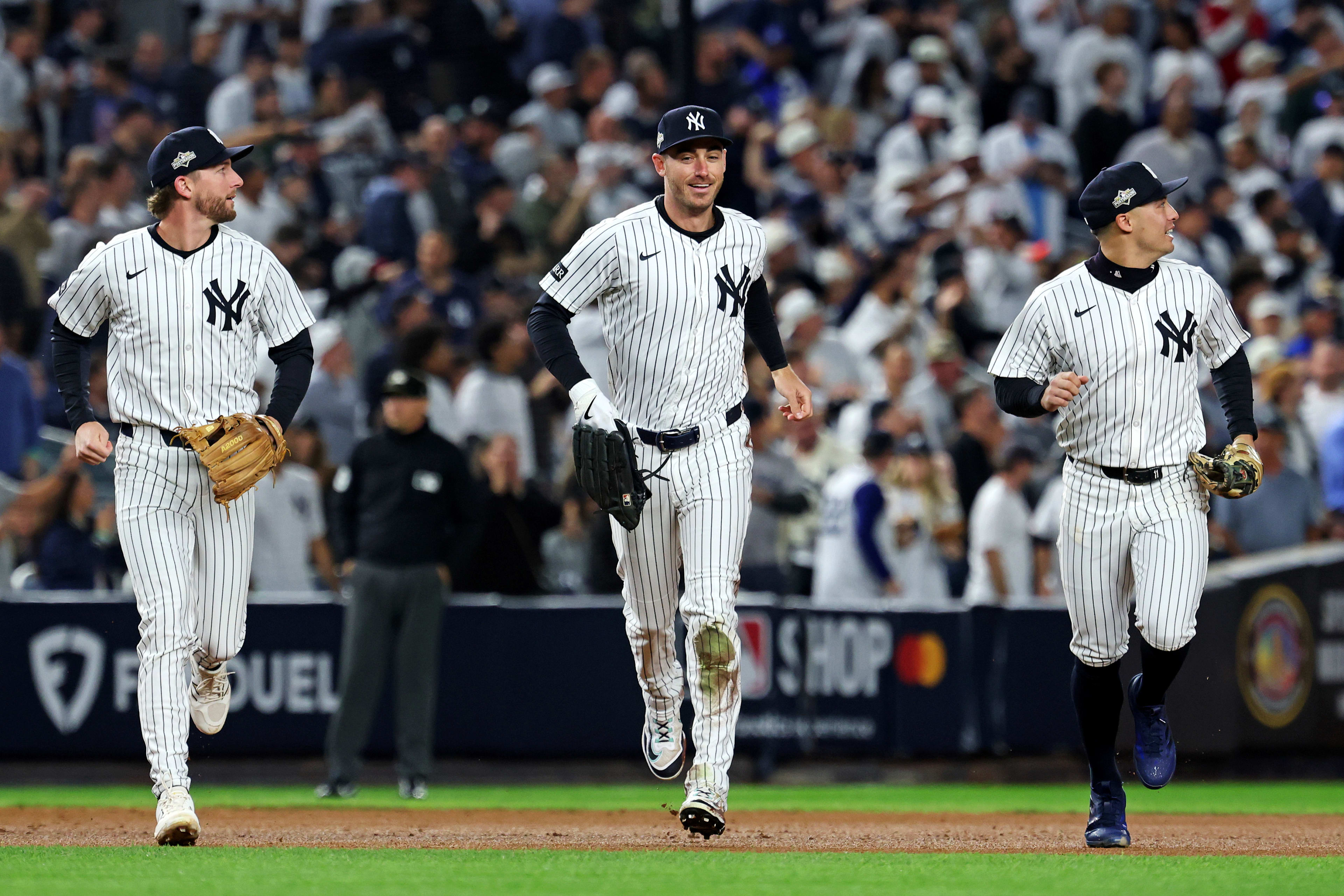 Yankees Fans Demand Ownership Change Amid 'Pathetic' Offseason - The Spun